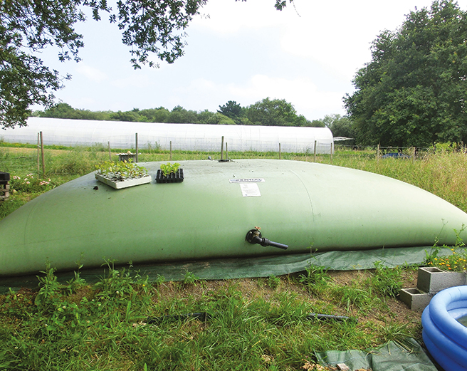Flexible water tanks